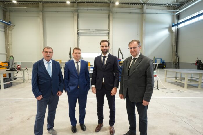 Év Vállalkozója Díjat kapott Cserkúthy László és Strasser Tibor a VOSZ-tól - Épületgépész.hu